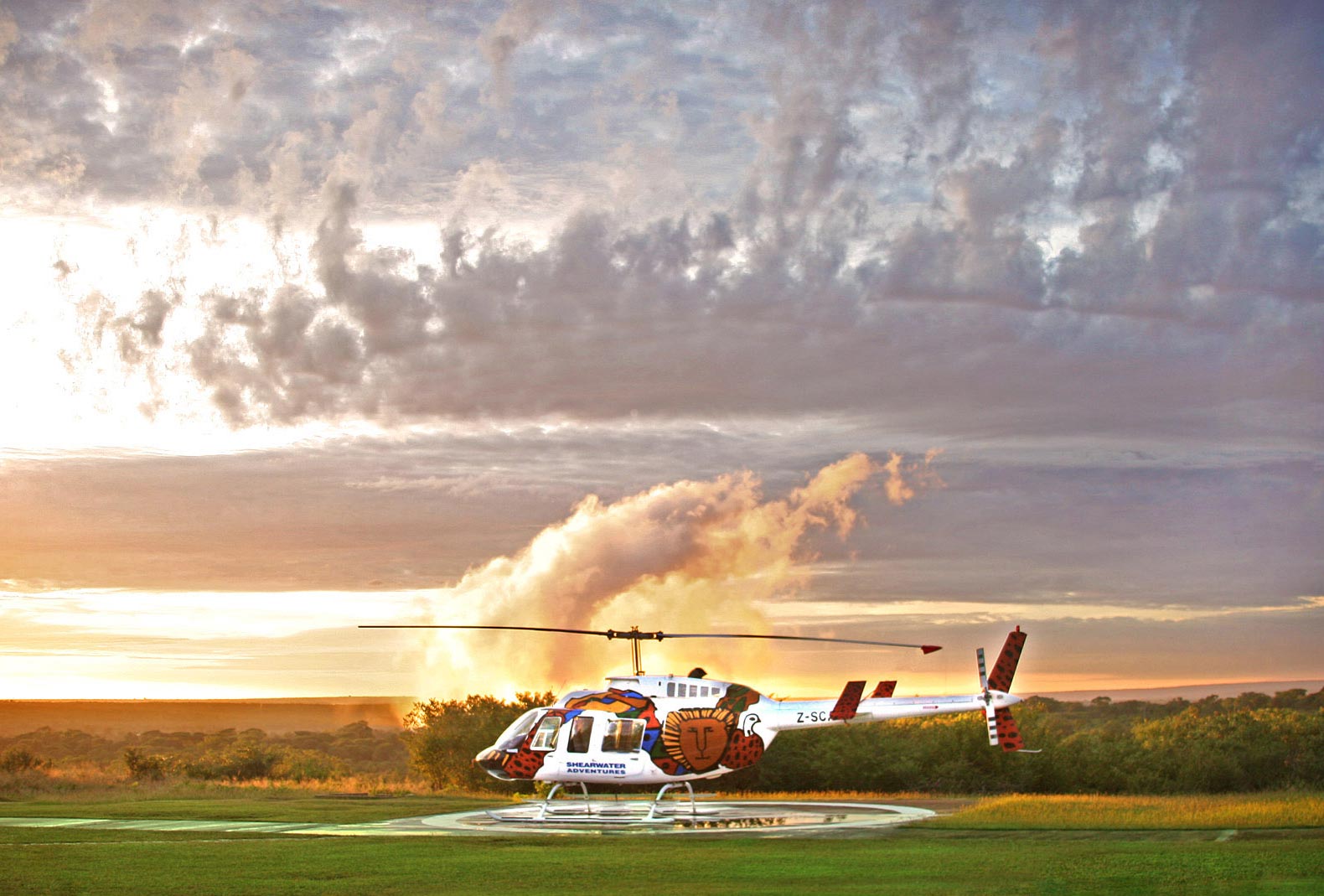 BREATHTAKING HELICOPTER EXPERIENCE. - Reservations Africa